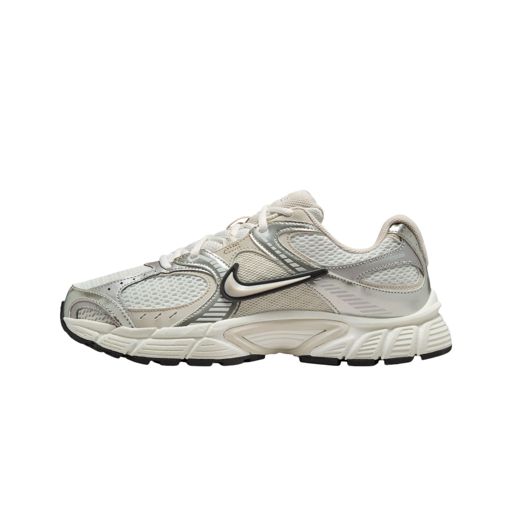 V5 RNR Summit White/Brown Sneakers - Urban Jungle